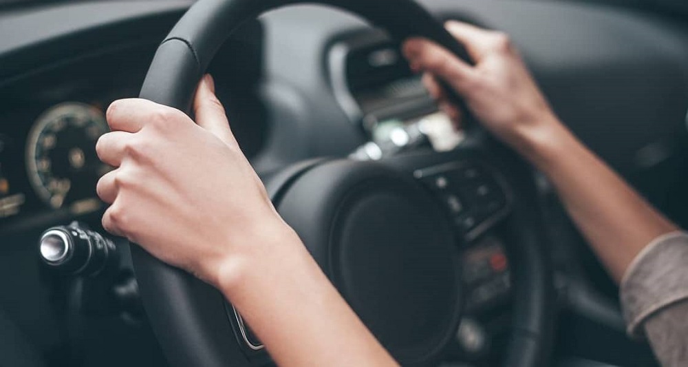 À quoi sert le commodo de la voiture ? - Auto Moto Pneu